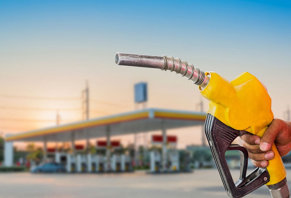 Con estos consejos podrás ahorrar el combustible de tu vehículo - Lazos ...